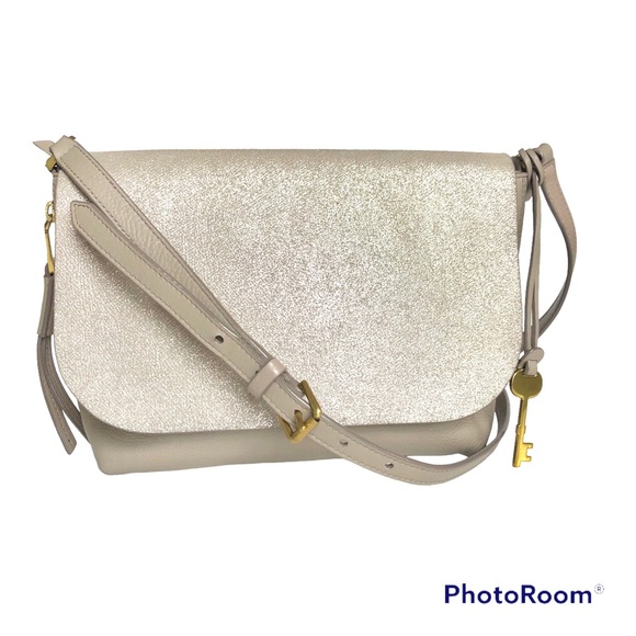Fossil | Bags | Fossil Maya Metallic Gray Leather Crossbody Bag Womens ...